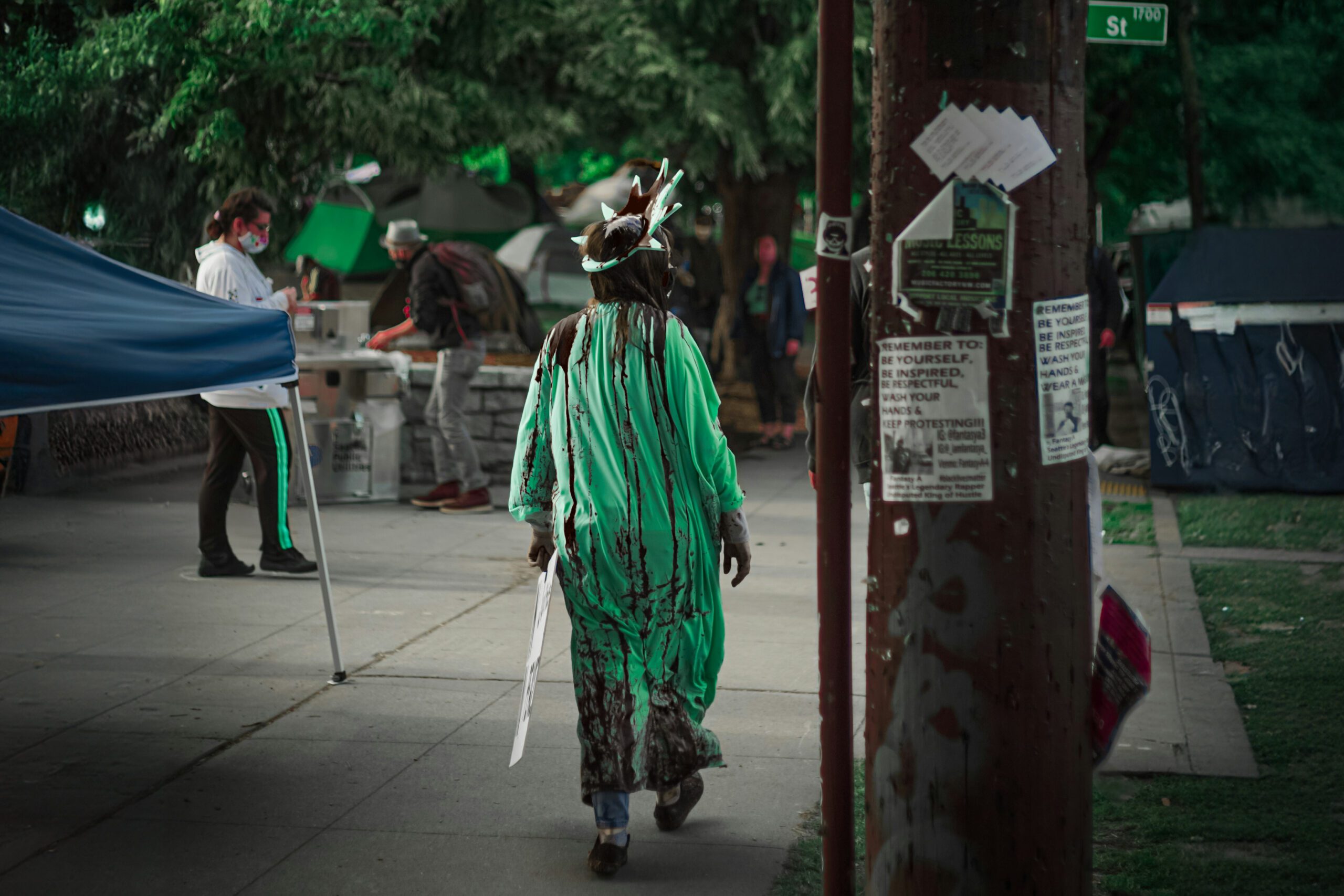 OnlySubs: On the Iron Law of Woke Cosplay - New Discourses